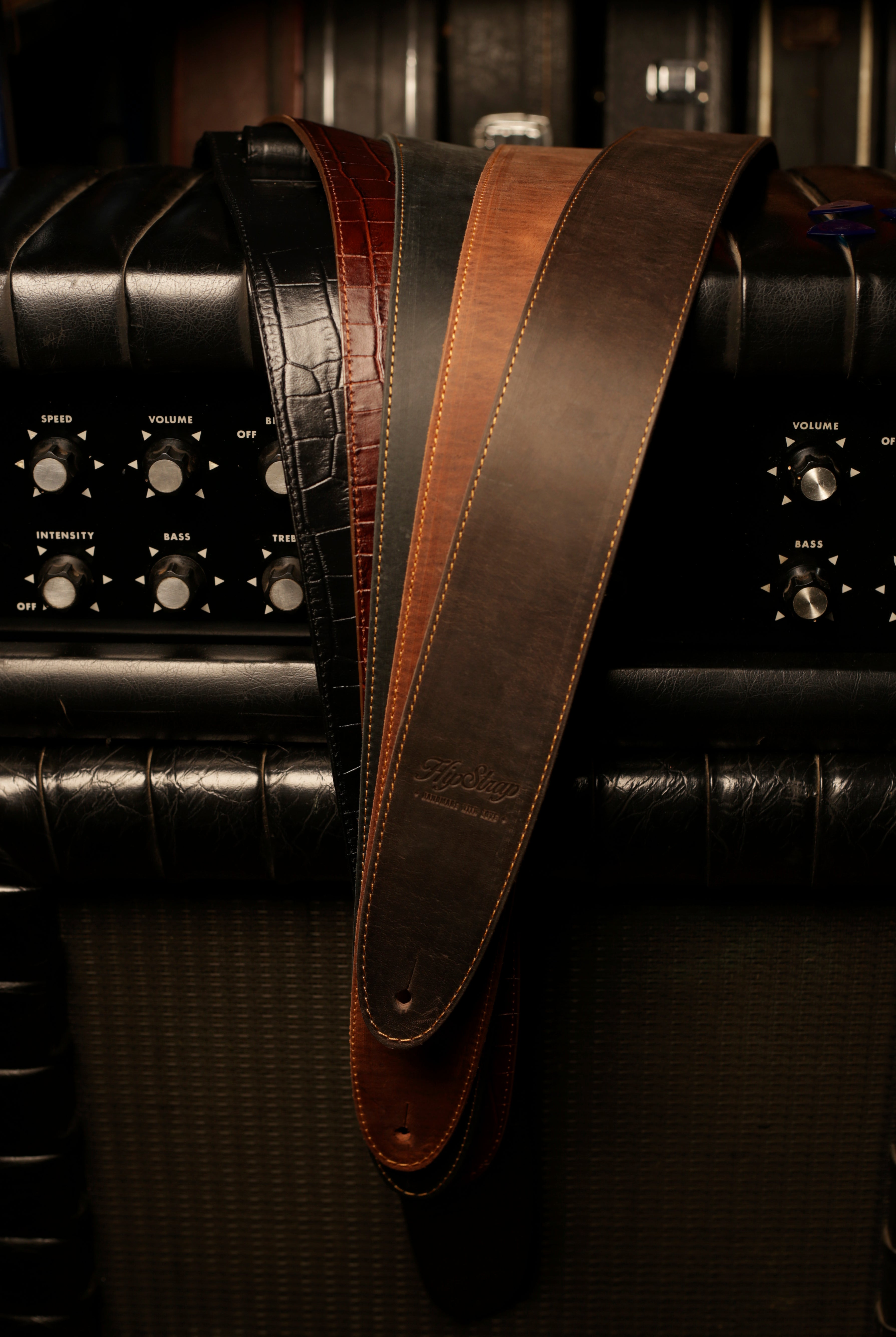 Wide Leather Straps – HipStrap