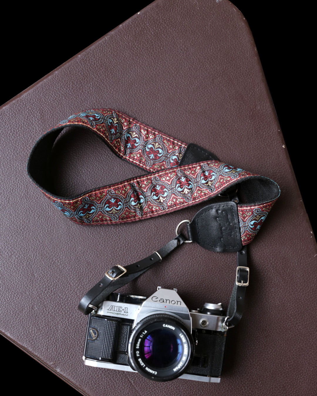 HipStrap: Premium Vintage-Inspired Guitar Straps, Camera Straps & More